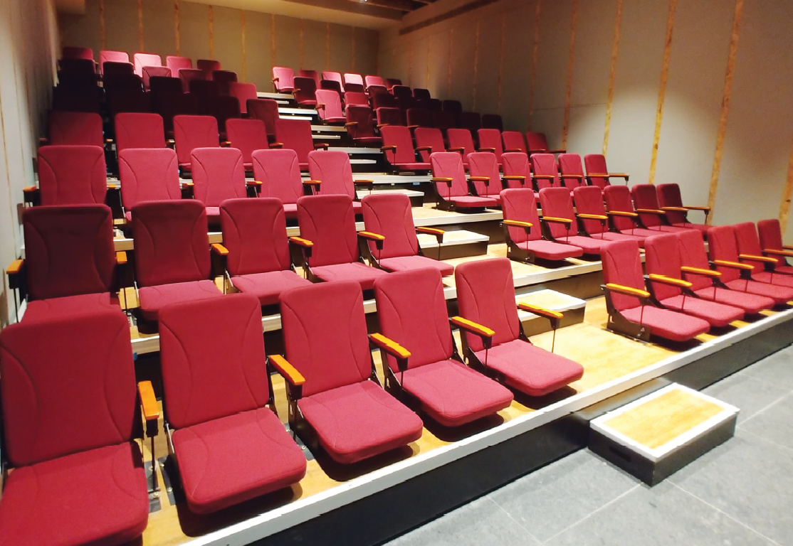 Telescopic Seating system – SoftSurfaces
